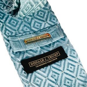 donald j trump | Accessories | Donald J Trump Signature Collection Blue ...